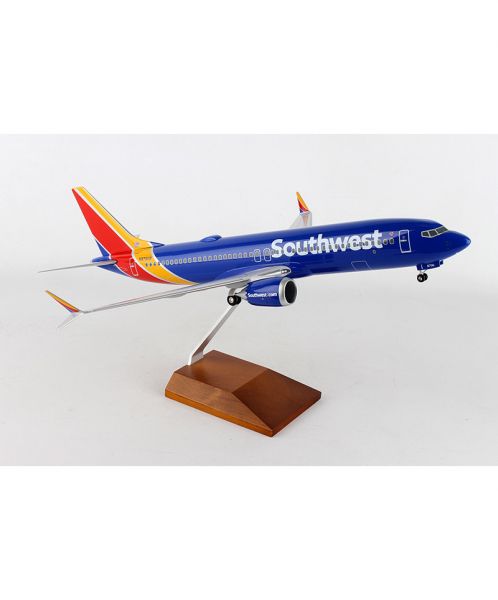 Southwest Airlines Boeing 737-800 1:100 Model